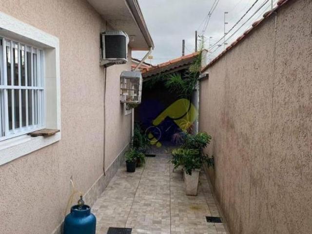 ? Casa Independente Mobiliada com Área Gourmet a Poucos Metros da Praia na Ocian!
