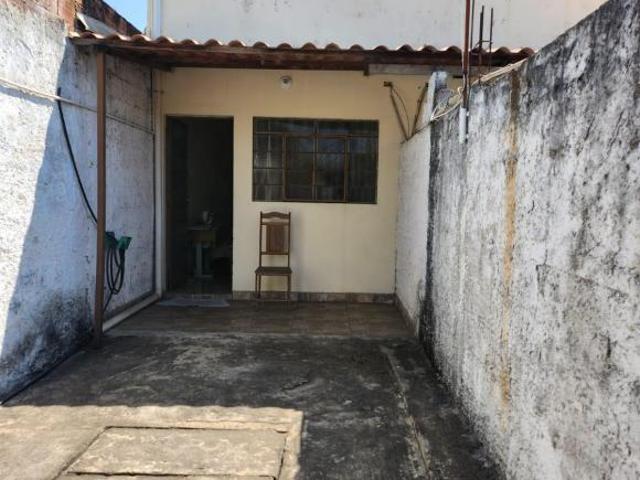 Casa independente no Vale das Amendoeiras em Contagem