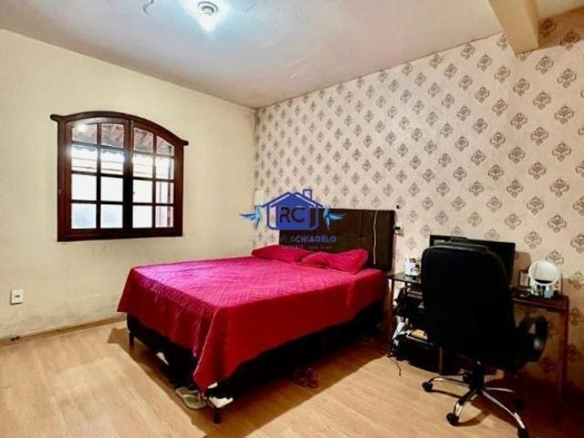 Casa independente no Rochedo proximo ao supermercado brasil.. Possui: 02 Quartos sendo 01 suite
