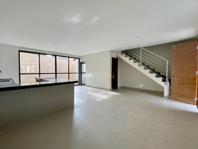 Casa individual 3 quartos com suíte no Vila Cloris