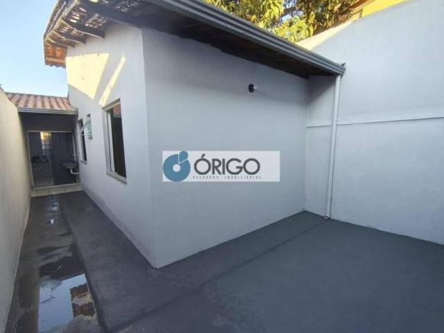 Casa Individual 2 Quartos Vaga de Garagem Ampla Ótimo Local