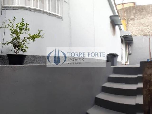 Casa individual com 2 dormitorios 2 vagas de garagem em Itaquera