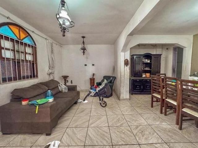 CASA INDIVIDUAL À VENDA NO CJ CELSO MACHADO SERRANO | 240M² LOTE | 03 QUARTOS