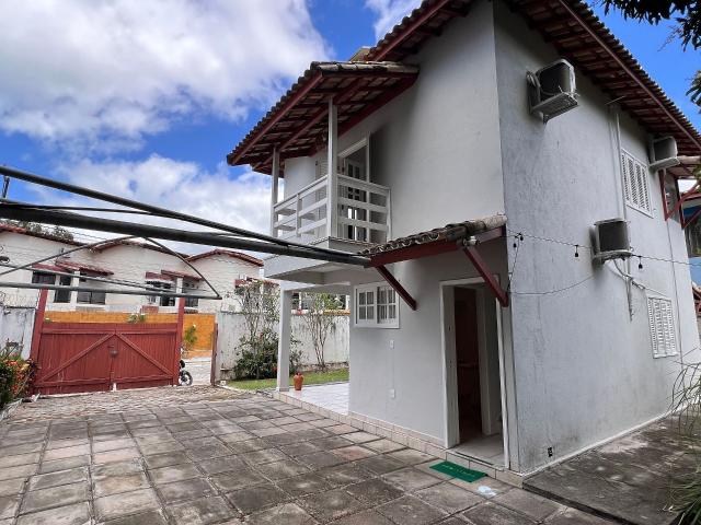 Casa individual apenas 650m da praia