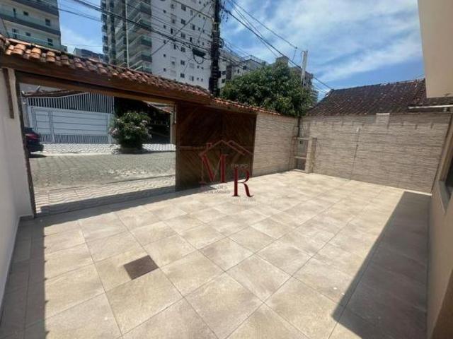 CASA ISOLADA 3 DORMITORIOS ZONA 1 OCIAN