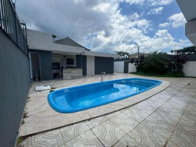 Casa Isolada com 207 m² construídos, á poucos metros da Praia