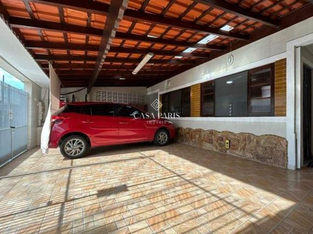 Casa isolada à venda | 2 dorm | Piscina e Churrasqueira | Balneário Flórida