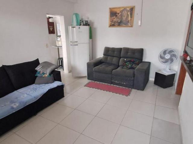 Casa isolada à venda no Melvi, Praia Grande SP