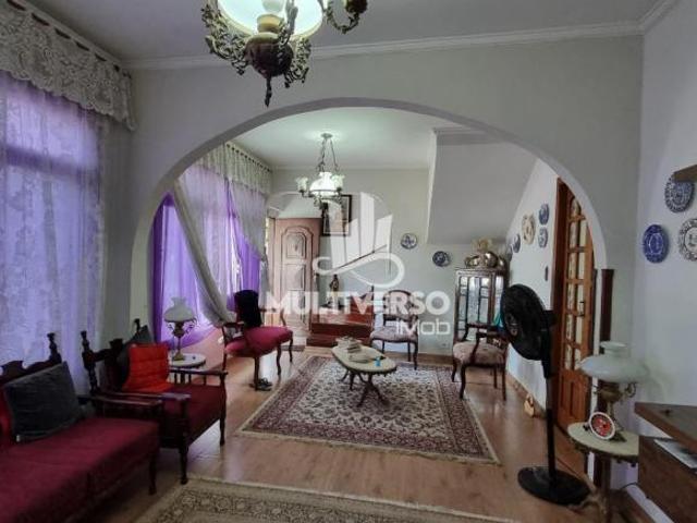 CASA ISOLADA NA PONTA DA PRAIA EM SANTOS EXCLUSIVIDADE