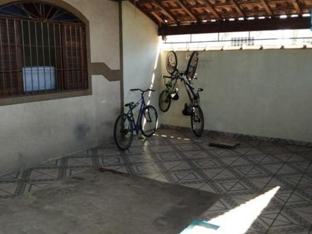 Casa Isolada nas laterais Zona 2 Bairro caiçara 02 dormitorios 01 suite Praia Grande SP