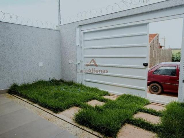 Casa, Júlio Alves, Alfenas, MG