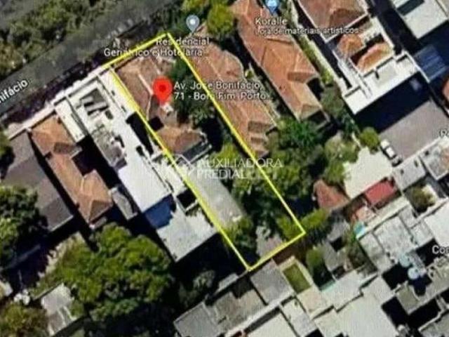 Casa junto ao Bric da Redenção