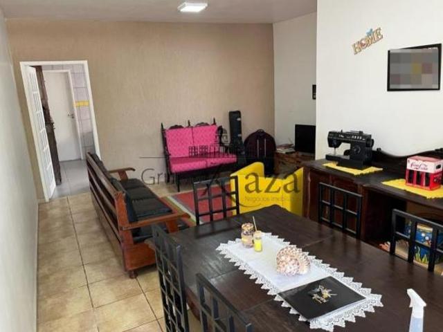 Casa Jacareí Centro 3 Dormitórios 129m² Aceita Permuta