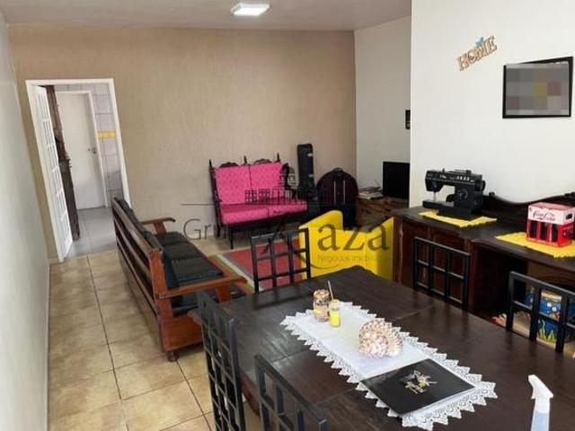 Casa Jacareí Centro 3 Dormitórios 129m² Aceita Permuta