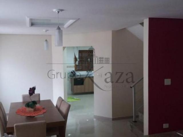 Casa Jacareí Jardim Bela Vista 4 Dormitórios 220m² Aceita Permuta