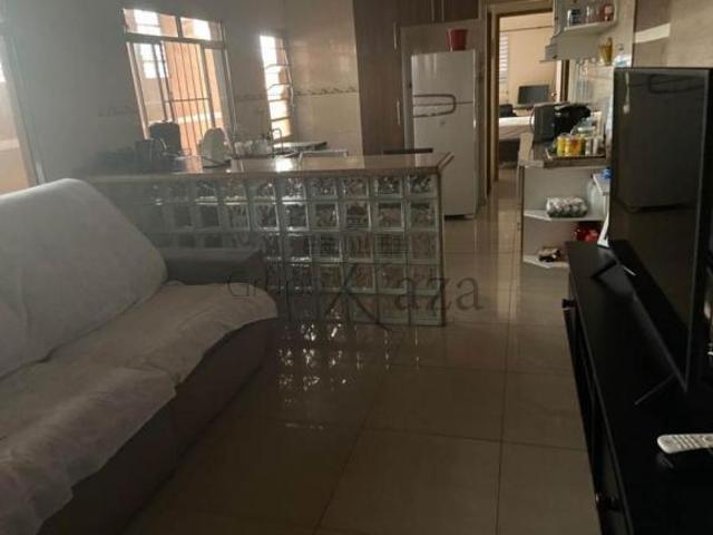 Casa Jacareí Jardim Paraíso 2 Dormitórios 125m²