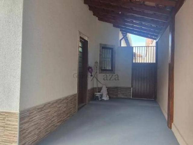 Casa Jacareí Jardim Santa Marina 2 Dormitórios 72m²