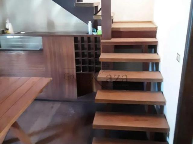 Casa Jacareí Jardim Siesta 4 Dormitórios 352m² Estuda Permuta