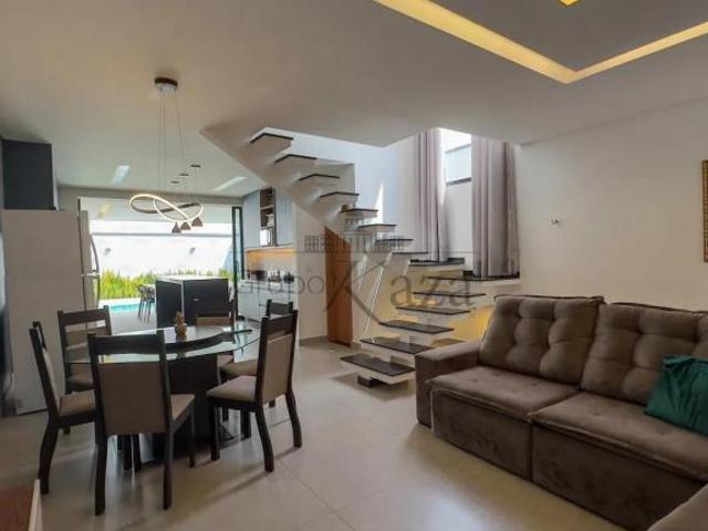 Casa Jacareí Residencial Parque dos Sinos 3 Dormitórios 208m²
