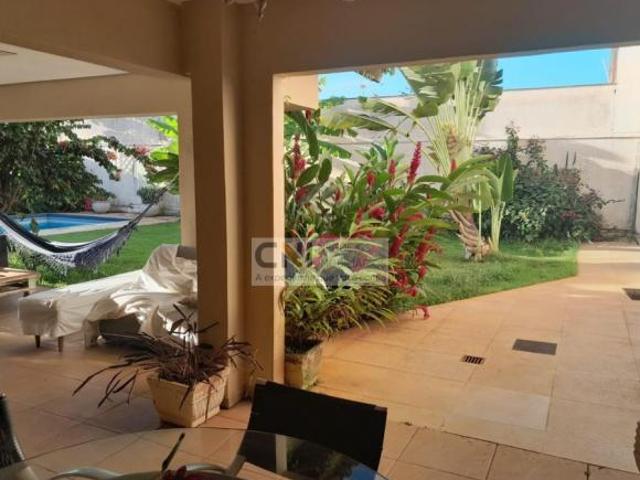 CASA JARDIM TUCANOS
