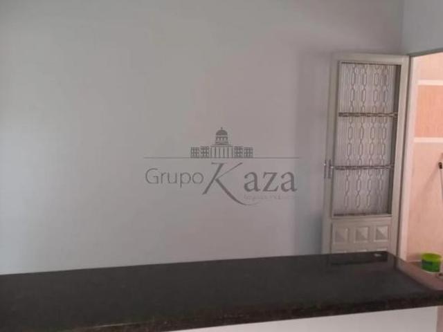 Casa Jardim Valparaiba 3 Dormitórios 194m²