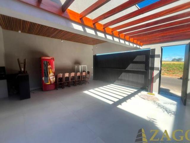 Casa Jardim Adelinha R$ 680.000,00