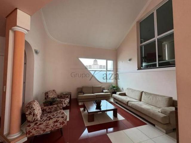 Casa Jardim Amália Caçapava São Paulo