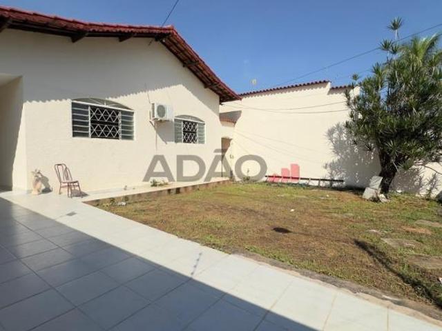 Casa Jardim America Casa de Rua com 5 Quarto s por R$ 599999.00 no setor Vila Santa Efigênia IN3739