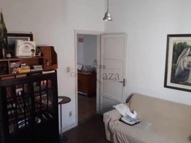 Casa Jardim Bela Vista 4 Dormitórios 165m²