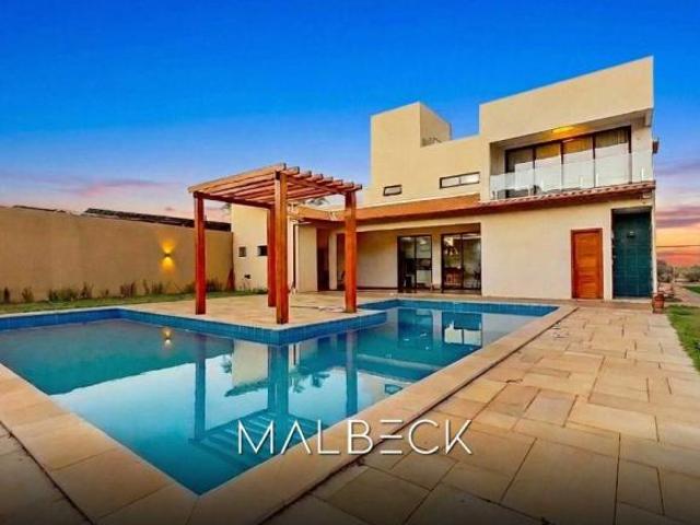 CASA JARDIM BOTÂNICO 3 · REGULARIZADA · 4 SUÍTES · 98406 4109