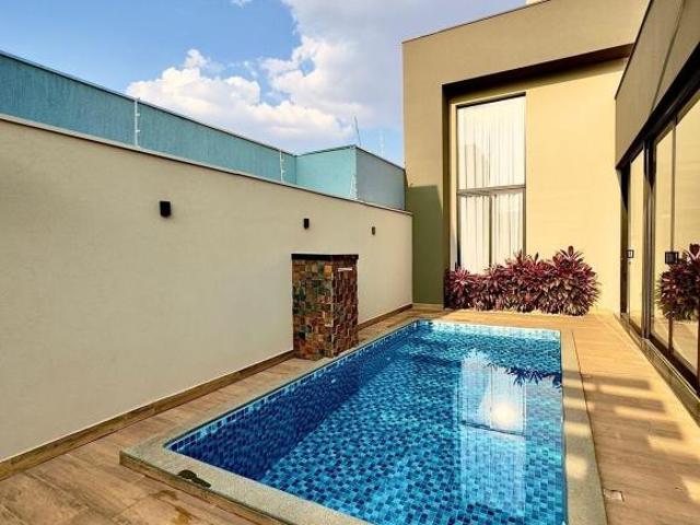 Casa Jardim Botânico por R$ 1.350.00,00