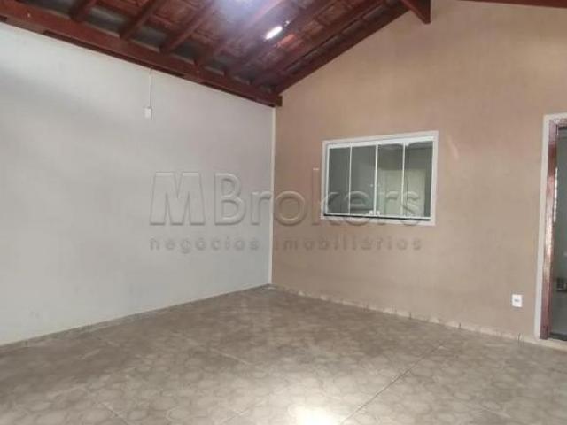 CASA JARDIM CAMBUÍ BOTUCATU / SP