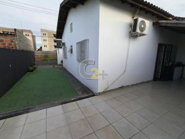CASA JARDIM CAETANO 2 DORMS 4 VAGAS DE GARAGEM