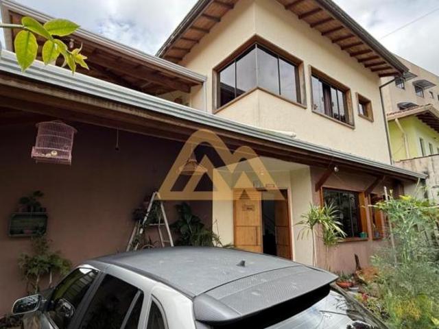 Casa, Jardim Country Club, Poços de Caldas, MG