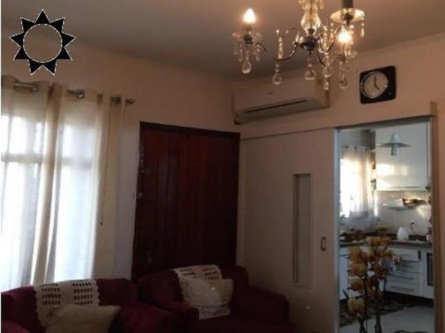 CASA JARDIM D&apos ABRIL