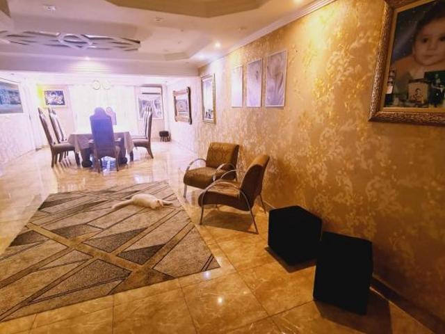 CASA JARDIM D&apos ABRIL
