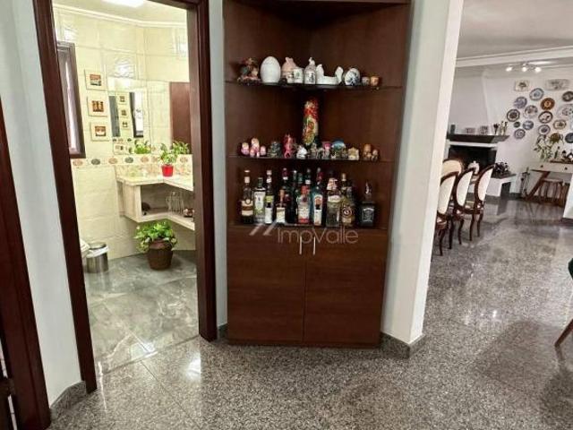 Casa Jardim das Colinas sjc