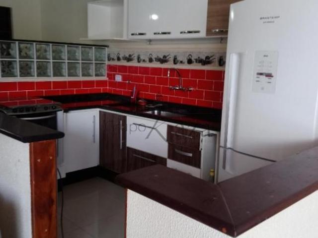 Casa Jardim das Cerejeiras 4 Dormitórios 200m²