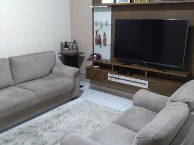Casa Jardim do Céu 3 Dormitórios 80m²