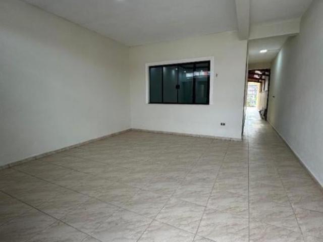 Casa Jardim Guapituba, 2 Dormitórios sendo 1 Suíte, 1 Vaga Coberta, 128m²
