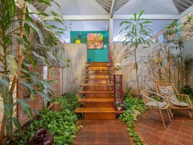 CASA JARDIM GUEDALA /MORUMBI COM 4 QUARTOS 3 SUÍTES E 8 VAGAS