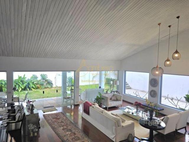 CASA JARDIM GUEDALA COM 3 SUÍTES