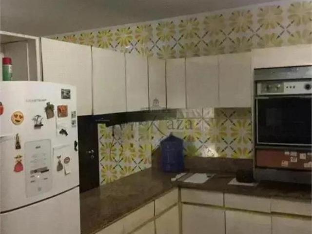 Casa Jardim Guedala 4 Dormitórios 600m²