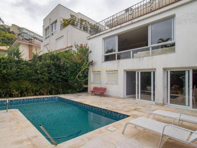 CASA JARDIM GUEDALA 5 QUARTOS, 3 SUÍTES, COM JARDIM E 386 MTRS
