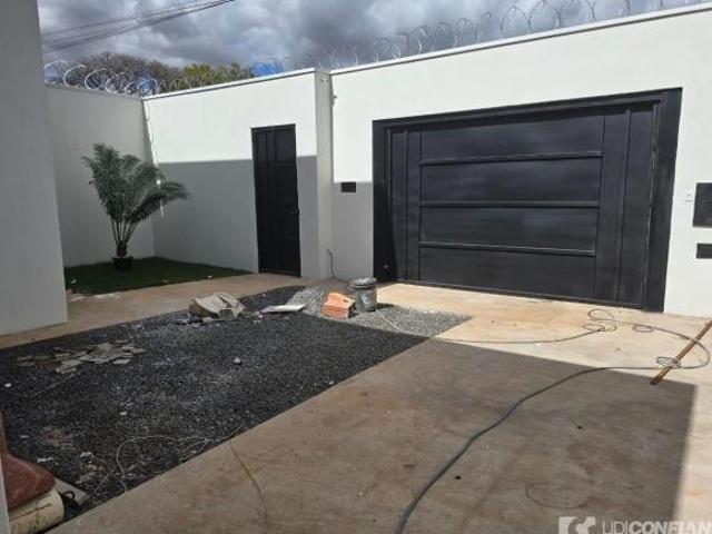 Casa, Jardim Holanda, Uberlândia, MG