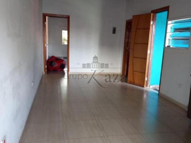 Casa Jardim Ismênia 210m² 3 Dormitórios