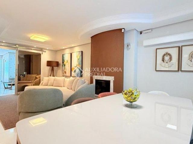 Casa Jardim Itu com 5 quartos