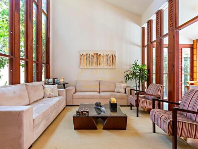 CASA JARDIM LEONOR, 3 DORMITÓRIOS, COM PISCINA