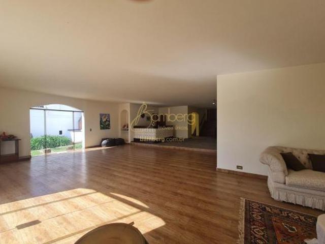 CASA JARDIM LEONOR COM 4 SUÍTES, PISCINA