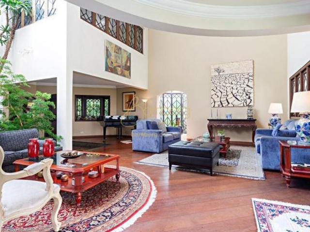 CASA JARDIM LEONOR COM 6 DORMITÓRIOS
